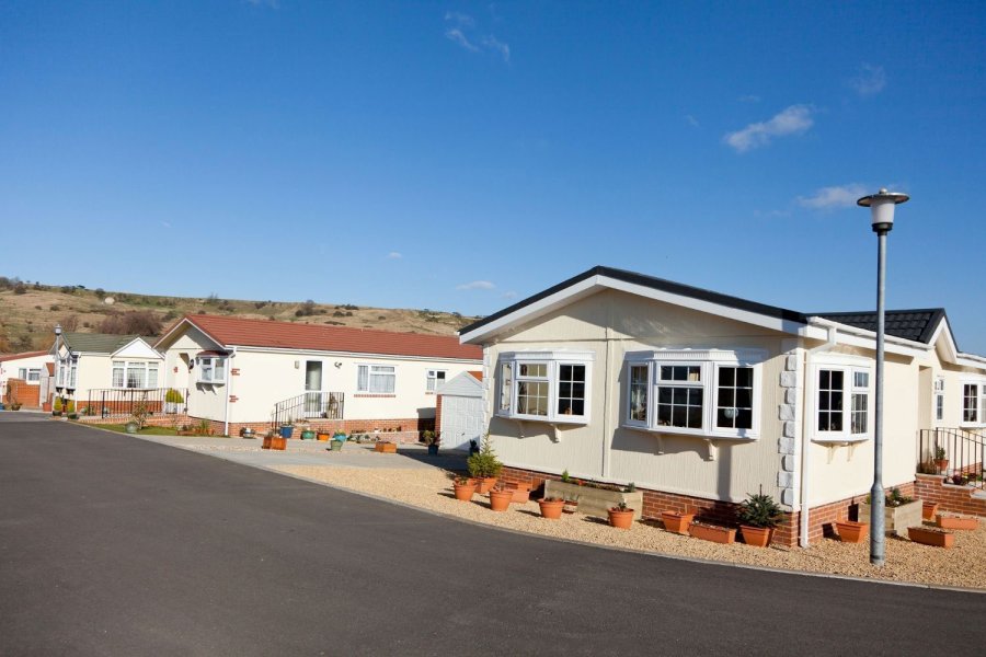 Living in a Static Caravan: A Guide To Living In A Caravan Full Time ...