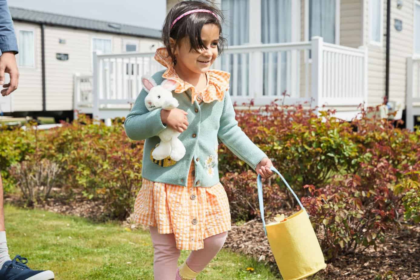 Easter Caravan Breaks 2025: Enjoy the best deals - Caravan Sleeps