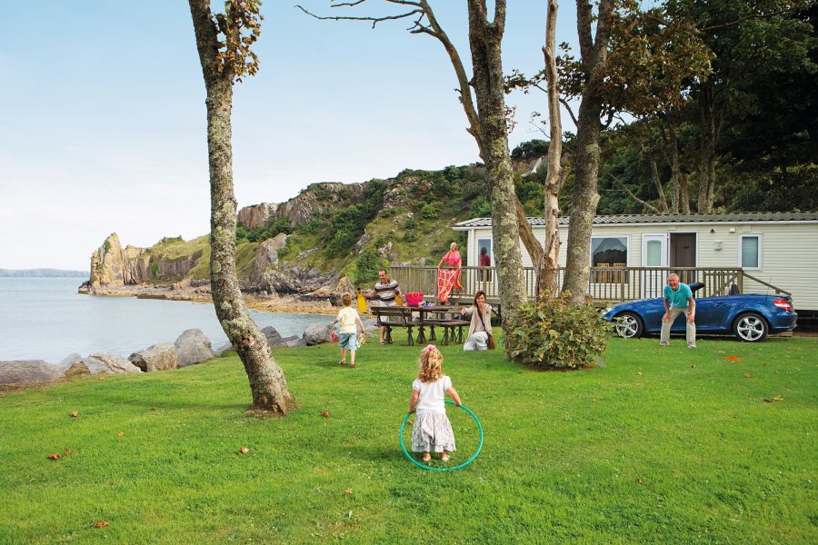 10 Best Holiday Parks In South Wales - Caravan Sleeps